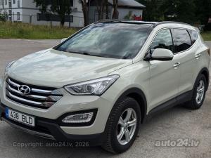 White Hyundai Santa Fe 2015 in Tallinn, with an engine capacity of 2.20 L and mileage of 150 thousand km for 15500 €, photo 5 on AUTOMOTO.COM.LV