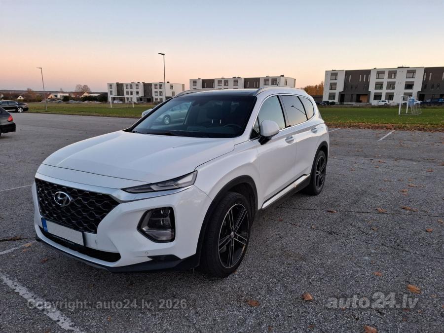 Balts Hyundai Santa Fe 2019 Tartu, ar dzinēja tilpumu 2.20 L un nobraukumu 235 tūkst. km par 24000 €, foto 1 vietnē AUTOMOTO.COM.LV