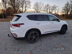 Balts Hyundai Santa Fe 2019 Tartu, ar dzinēja tilpumu 2.20 L un nobraukumu 235 tūkst. km par 24000 €, foto 3 vietnē AUTOMOTO.COM.LV