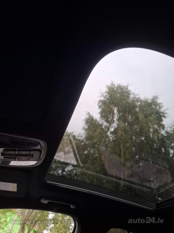 White Hyundai Santa Fe 2019 in Tartu, with an engine capacity of 2.20 L and mileage of 235 thousand km for 24000 €, photo 7 on AUTOMOTO.COM.LV