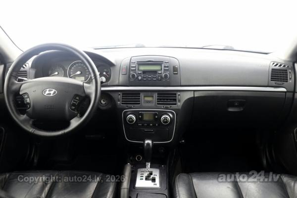 Melns Hyundai Sonata 2006 Tallina, ar dzinēja tilpumu 2.00 L un nobraukumu 417 tūkst. km par 999 €, foto 5 vietnē AUTOMOTO.COM.LV