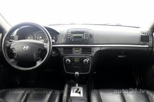 Melns Hyundai Sonata 2006 Tallina, ar dzinēja tilpumu 2.00 L un nobraukumu 417 tūkst. km par 999 €, foto 5 vietnē AUTOMOTO.COM.LV