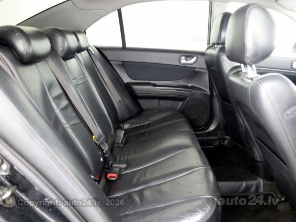 Melns Hyundai Sonata 2006 Tallina, ar dzinēja tilpumu 2.00 L un nobraukumu 417 tūkst. km par 999 €, foto 7 vietnē AUTOMOTO.COM.LV