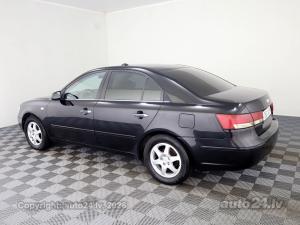 Черный Хендай Соната 2006 в Таллин, объемом двигателя 2.40 л и пробегом 187 тыс. км за 1499 €, фото 5 на AUTOMOTO.COM.LV