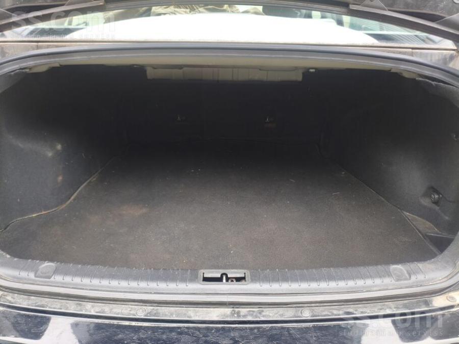 Black Hyundai Sonata 2006 in Riga, with an engine capacity of 2.40 L and mileage of 120 thousand km for 1800 €, photo 9 on AUTOMOTO.COM.LV