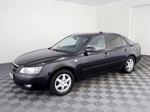 Melns Hyundai Sonata 2006 Tallina, ar dzinēja tilpumu 2.40 L un nobraukumu 187 tūkst. km par 1399 €, foto 10 vietnē AUTOMOTO.COM.LV