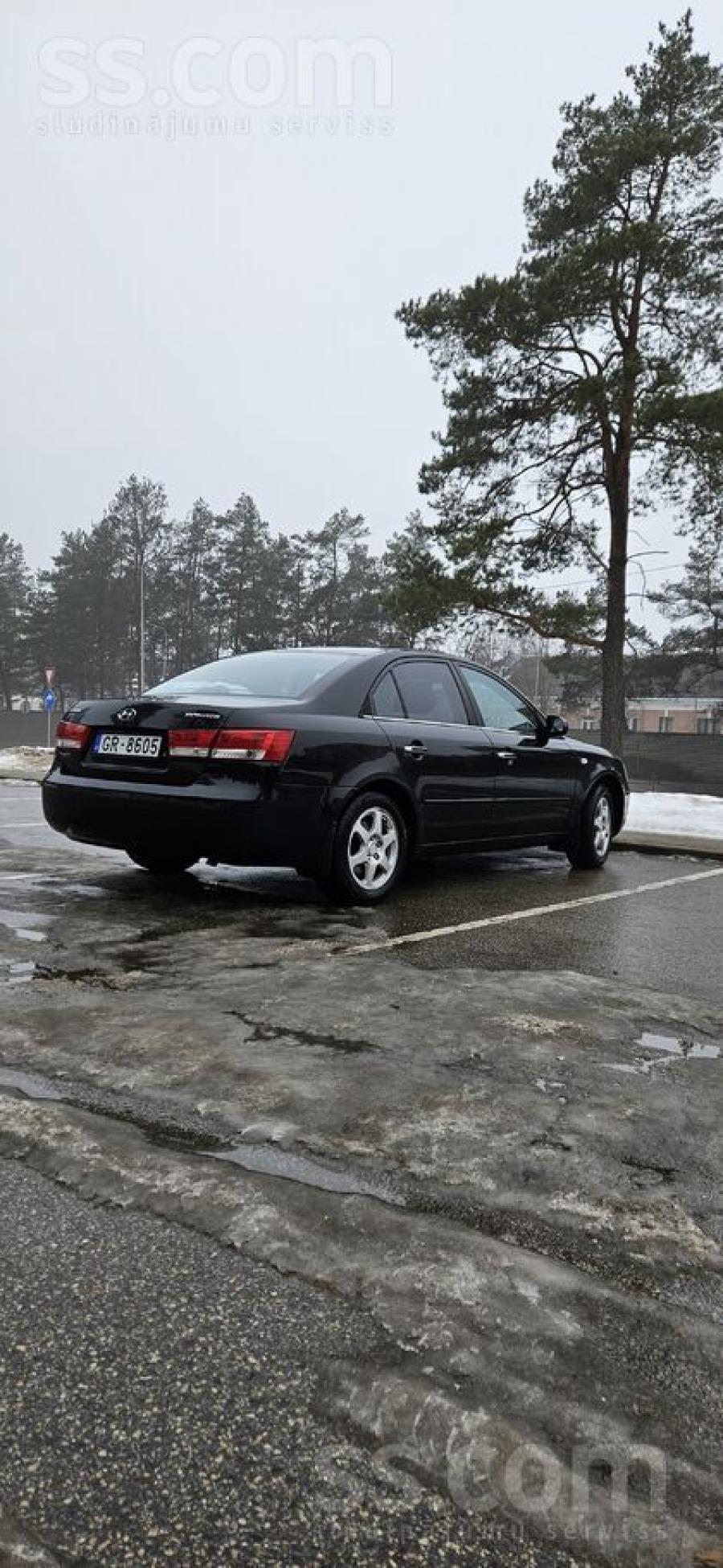 Melns Hyundai Sonata 2007 Talsi, ar dzinēja tilpumu 2.40 L un nobraukumu 184 tūkst. km par 2000 €, foto 5 vietnē AUTOMOTO.COM.LV