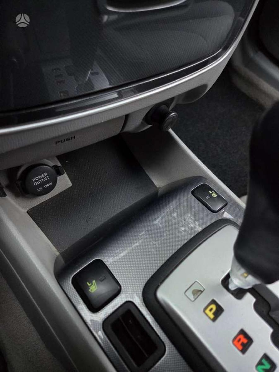 Black Hyundai Sonata 2007 in Vilnius, with an engine capacity of 1.99 L and mileage of 195 thousand km for 2500 €, photo 20 on AUTOMOTO.COM.LV