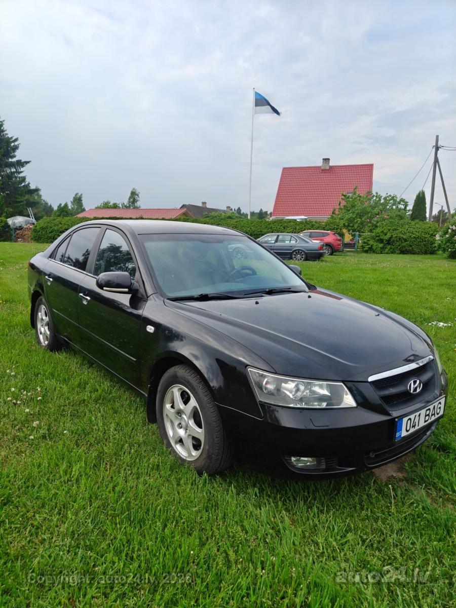 Black Hyundai Sonata 2007 in Kohtla-Jarve, with an engine capacity of 2.00 L and mileage of 180 thousand km for 2600 €, photo 1 on AUTOMOTO.COM.LV