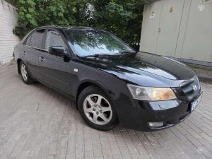 Black Hyundai Sonata 2007 in Vilnius, with an engine capacity of 1.99 L and mileage of 195 thousand km for 2400 €, photo 5 on AUTOMOTO.COM.LV