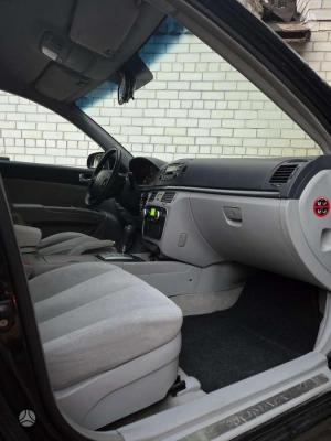Black Hyundai Sonata 2007 in Vilnius, with an engine capacity of 1.99 L and mileage of 195 thousand km for 2400 €, photo 14 on AUTOMOTO.COM.LV
