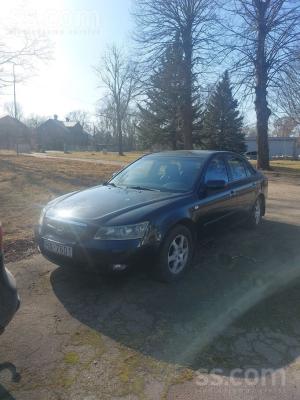 Black Hyundai Sonata 2008 in Riga, with an engine capacity of 2.00 L and mileage of 276 thousand km for 990 €, photo  on AUTOMOTO.COM.LV