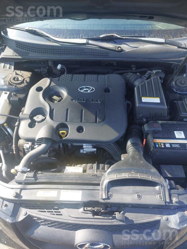 Black Hyundai Sonata 2008 in Riga, with an engine capacity of 2.00 L and mileage of 276 thousand km for 950 €, photo 10 on AUTOMOTO.COM.LV