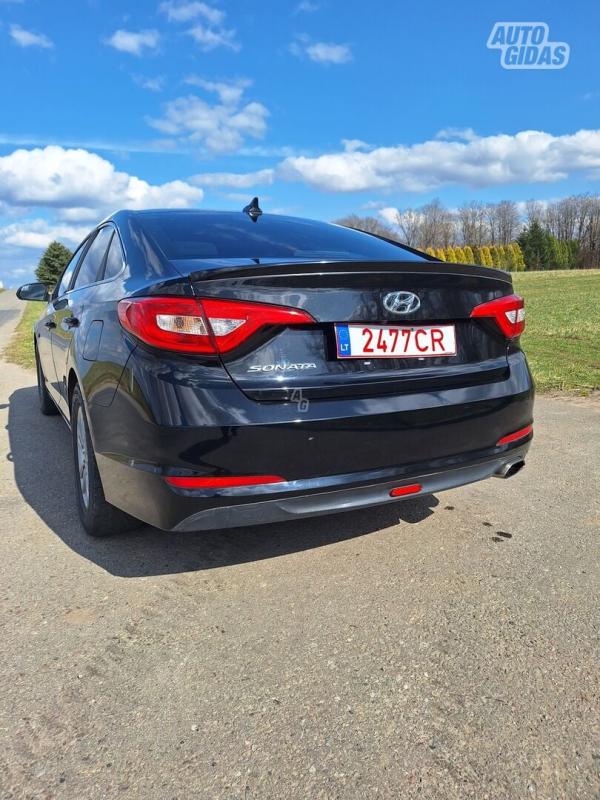 Melns Hyundai Sonata 2015 Šilutė, ar dzinēja tilpumu 2.40 L un nobraukumu 114 tūkst. km par 4999 €, foto 3 vietnē AUTOMOTO.COM.LV