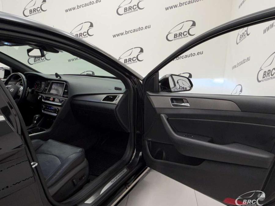 Black Hyundai Sonata 2019 in Vilnius, with an engine capacity of 2.00 L and mileage of 189 thousand km for 12900 €, photo 10 on AUTOMOTO.COM.LV