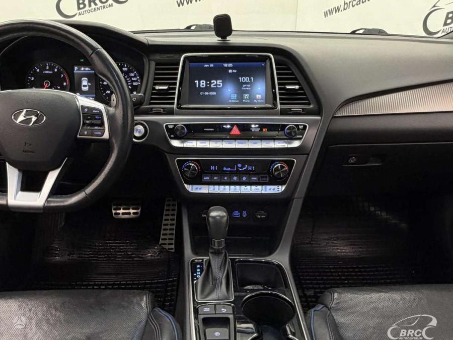 Black Hyundai Sonata 2019 in Vilnius, with an engine capacity of 2.00 L and mileage of 189 thousand km for 12900 €, photo 17 on AUTOMOTO.COM.LV