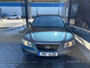 Blue Hyundai Sonata 2006 in Rapla, with an engine capacity of 2.40 L and mileage of 246 thousand km for 800 €, photo 8 on AUTOMOTO.COM.LV