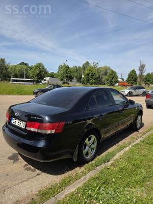 Blue Hyundai Sonata 2007 in Riga, with an engine capacity of 2.00 L and mileage of 73 thousand km for 4000 €, photo  on AUTOMOTO.COM.LV