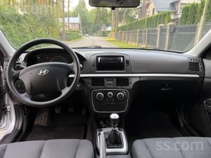Blue Hyundai Sonata 2007 in Riga, with an engine capacity of 2.00 L and mileage of 102 thousand km for 1849 €, photo 11 on AUTOMOTO.COM.LV
