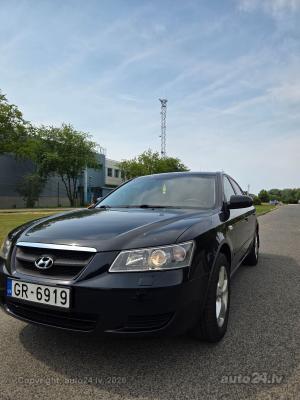 Blue Hyundai Sonata 2007 in Riga, with an engine capacity of 2.00 L and mileage of 77 thousand km for 3400 €, photo 3 on AUTOMOTO.COM.LV