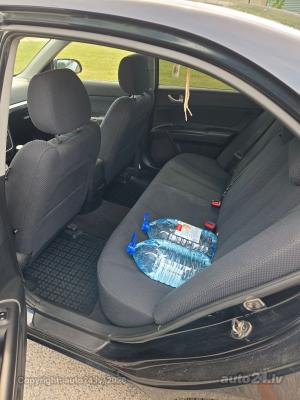 Blue Hyundai Sonata 2007 in Riga, with an engine capacity of 2.00 L and mileage of 77 thousand km for 3400 €, photo 10 on AUTOMOTO.COM.LV