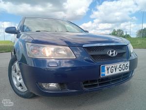 Zils Hyundai Sonata 2008 Viļņa, ar dzinēja tilpumu 2.00 L un nobraukumu 243 tūkst. km par 1700 €, foto 12 vietnē AUTOMOTO.COM.LV