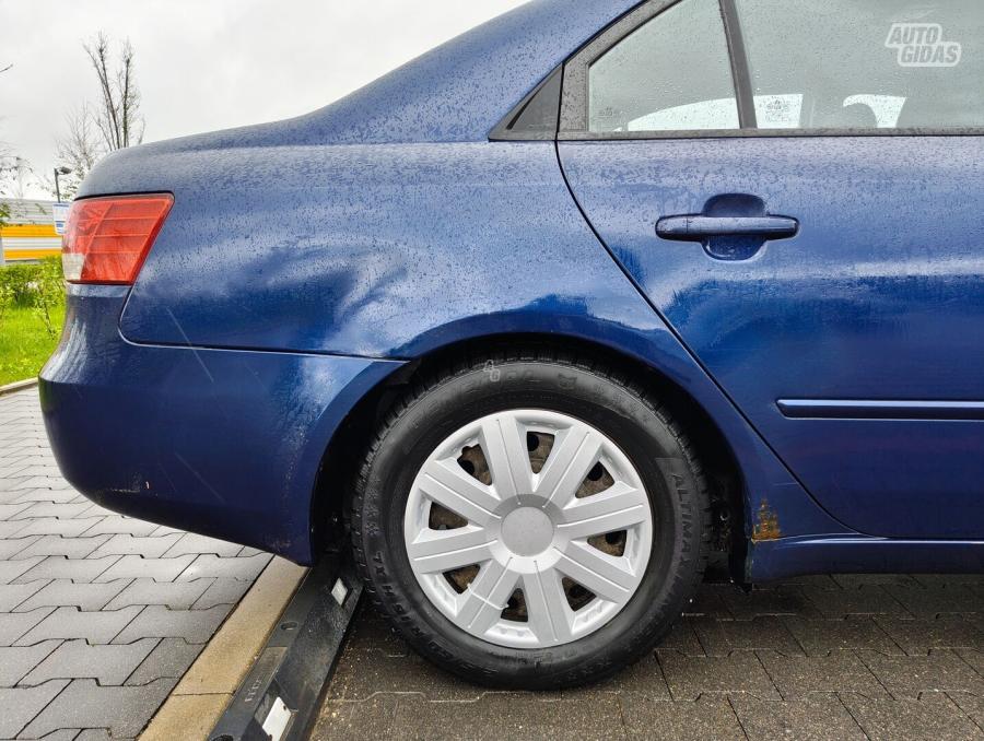 Zils Hyundai Sonata 2008 Viļņa, ar dzinēja tilpumu 2.00 L un nobraukumu 145 tūkst. km par 3500 €, foto 9 vietnē AUTOMOTO.COM.LV