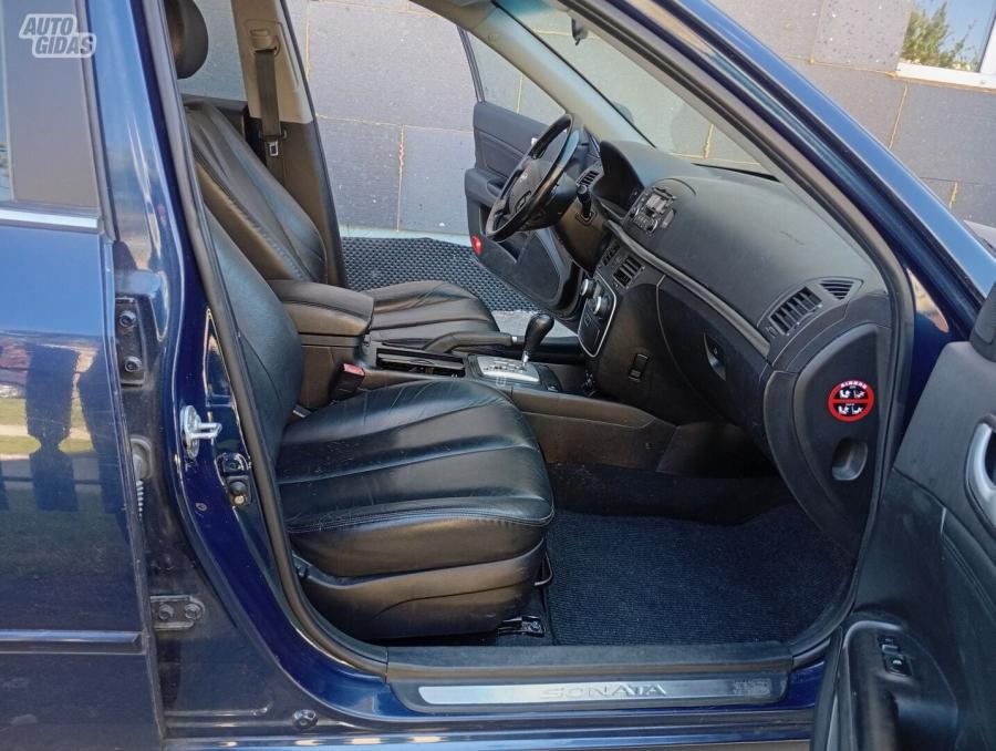 Zils Hyundai Sonata 2008 Viļņa, ar dzinēja tilpumu 2.00 L un nobraukumu 234 tūkst. km par 1900 €, foto 14 vietnē AUTOMOTO.COM.LV