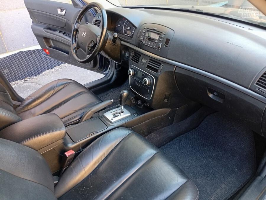 Zils Hyundai Sonata 2008 Viļņa, ar dzinēja tilpumu 2.00 L un nobraukumu 234 tūkst. km par 1900 €, foto 16 vietnē AUTOMOTO.COM.LV