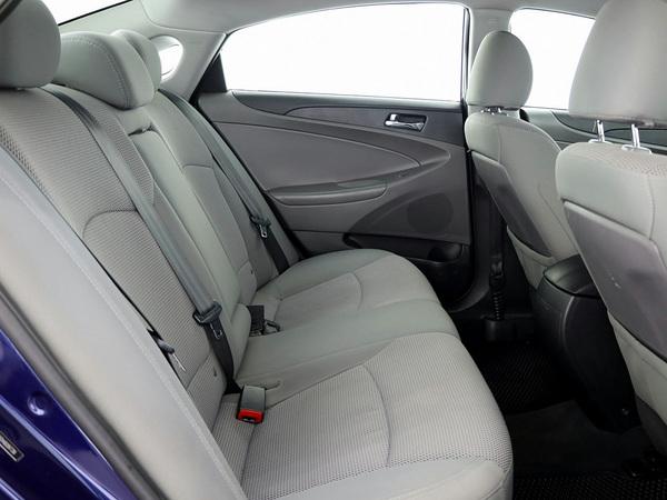 Blue Hyundai Sonata 2013 in Tallinn, with an engine capacity of 2.40 L and mileage of 174 thousand km for 3699 €, photo 7 on AUTOMOTO.COM.LV