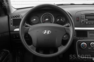 Brūns Hyundai Sonata 2007 Rīga, ar dzinēja tilpumu 2.40 L un nobraukumu 101 tūkst. km par 1450 €, foto 17 vietnē AUTOMOTO.COM.LV
