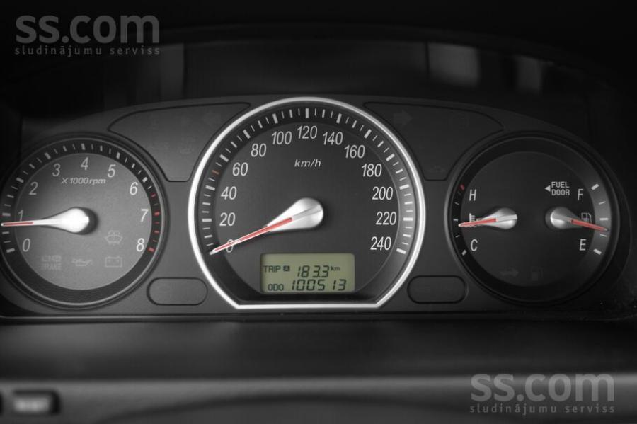 Brūns Hyundai Sonata 2007 Rīga, ar dzinēja tilpumu 2.40 L un nobraukumu 101 tūkst. km par 1450 €, foto 18 vietnē AUTOMOTO.COM.LV