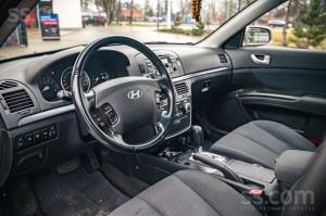 Brūns Hyundai Sonata 2008 Rīga, ar dzinēja tilpumu 2.40 L un nobraukumu 0 tūkst. km par 2590 €, foto 14 vietnē AUTOMOTO.COM.LV