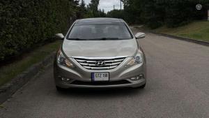Brūns Hyundai Sonata 2014 Viļņa, ar dzinēja tilpumu 2.36 L un nobraukumu 140 tūkst. km par 4300 €, foto 9 vietnē AUTOMOTO.COM.LV