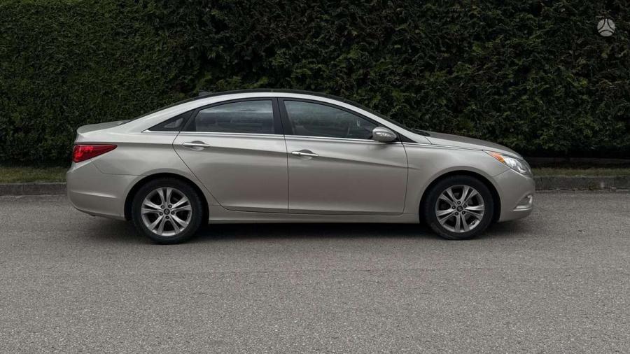 Brūns Hyundai Sonata 2014 Viļņa, ar dzinēja tilpumu 2.36 L un nobraukumu 140 tūkst. km par 4300 €, foto 10 vietnē AUTOMOTO.COM.LV