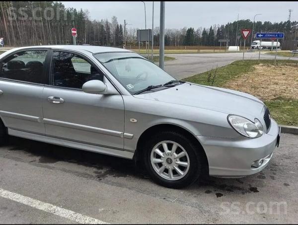 Pelēks Hyundai Sonata 2003 Jūrmala, ar dzinēja tilpumu 2.00 L un nobraukumu 165 tūkst. km par 1650 €, foto 3 vietnē AUTOMOTO.COM.LV