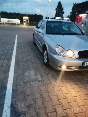 Grey Hyundai Sonata 2003 in Riga, with an engine capacity of 2.00 L and mileage of 166 thousand km for 2400 €, photo 9 on AUTOMOTO.COM.LV