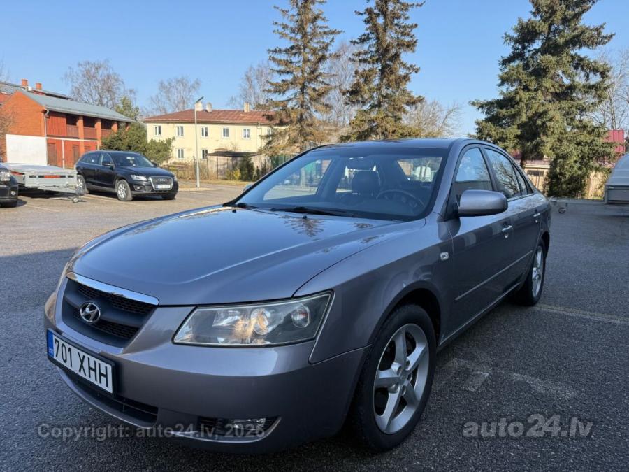 Pelēks Hyundai Sonata 2007 Tartu, ar dzinēja tilpumu 2.00 L un nobraukumu 263 tūkst. km par 2350 €, foto 6 vietnē AUTOMOTO.COM.LV