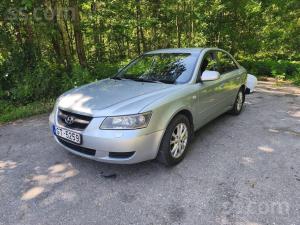 Серый Хендай Соната 2007 в Рига, объемом двигателя 2.00 л и пробегом 101 тыс. км за 1200 €, фото 4 на AUTOMOTO.COM.LV