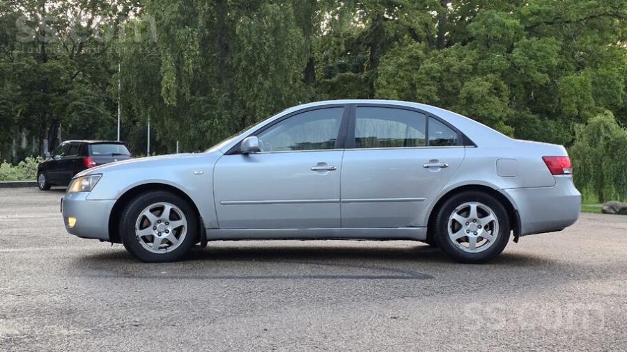 Pelēks Hyundai Sonata 2007 Aizkraukle, ar dzinēja tilpumu 2.00 L un nobraukumu 271 tūkst. km par 2000 €, foto 9 vietnē AUTOMOTO.COM.LV