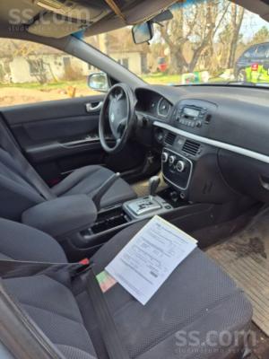 Pelēks Hyundai Sonata 2008 Ogre, ar dzinēja tilpumu 2.00 L un nobraukumu 280 tūkst. km par 1150 €, foto 3 vietnē AUTOMOTO.COM.LV