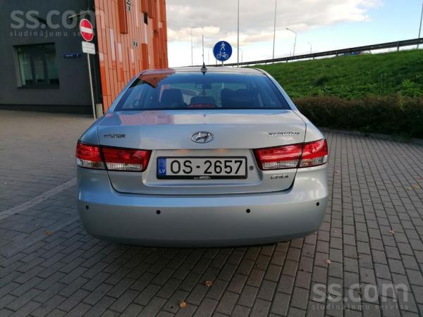 Grey Hyundai Sonata 2008 in Daugavpils, with an engine capacity of 2.00 L and mileage of 0 thousand km for 2150 €, photo 6 on AUTOMOTO.COM.LV