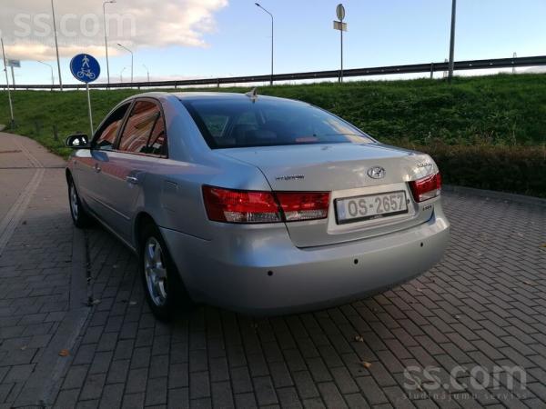 Grey Hyundai Sonata 2008 in Daugavpils, with an engine capacity of 2.00 L and mileage of 0 thousand km for 2150 €, photo 7 on AUTOMOTO.COM.LV