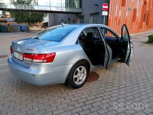 Grey Hyundai Sonata 2008 in Daugavpils, with an engine capacity of 2.00 L and mileage of 0 thousand km for 2150 €, photo 9 on AUTOMOTO.COM.LV