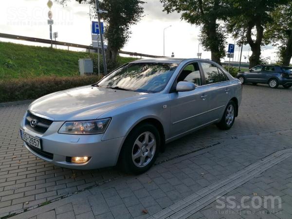 Grey Hyundai Sonata 2008 in Daugavpils, with an engine capacity of 2.00 L and mileage of 0 thousand km for 2150 €, photo 10 on AUTOMOTO.COM.LV