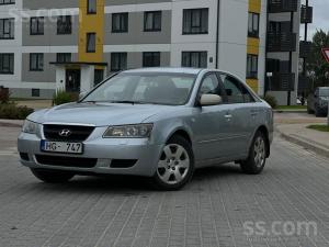 Серый Хендай Соната 2008 в Цесис, объемом двигателя 2.40 л и пробегом 184 тыс. км за 990 €, фото 6 на AUTOMOTO.COM.LV