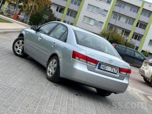 Серый Хендай Соната 2008 в Цесис, объемом двигателя 2.40 л и пробегом 184 тыс. км за 990 €, фото 9 на AUTOMOTO.COM.LV