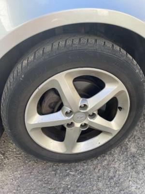 Grey Hyundai Sonata 2010 in Vilnius, with an engine capacity of 1.99 L and mileage of 253 thousand km for 1900 €, photo 11 on AUTOMOTO.COM.LV