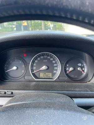 Grey Hyundai Sonata 2010 in Vilnius, with an engine capacity of 1.99 L and mileage of 253 thousand km for 1900 €, photo 12 on AUTOMOTO.COM.LV