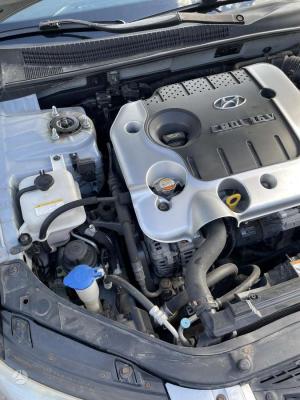 Grey Hyundai Sonata 2010 in Vilnius, with an engine capacity of 1.99 L and mileage of 253 thousand km for 1900 €, photo 25 on AUTOMOTO.COM.LV